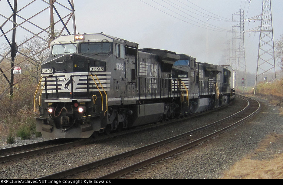 NS C40-8W #8395 on 20K